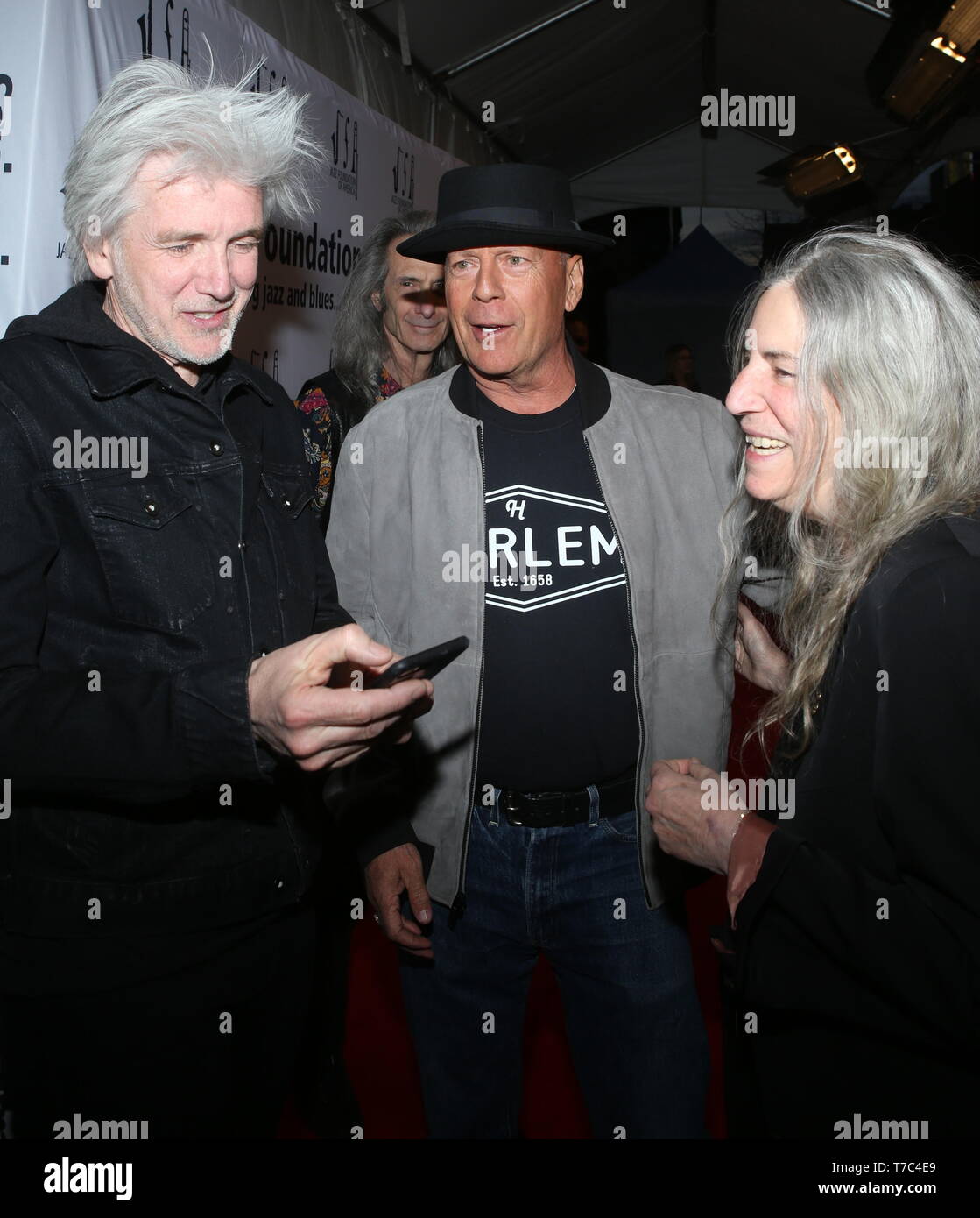 Patti smith with lenny kaye hi-res stock photography and images - Alamy