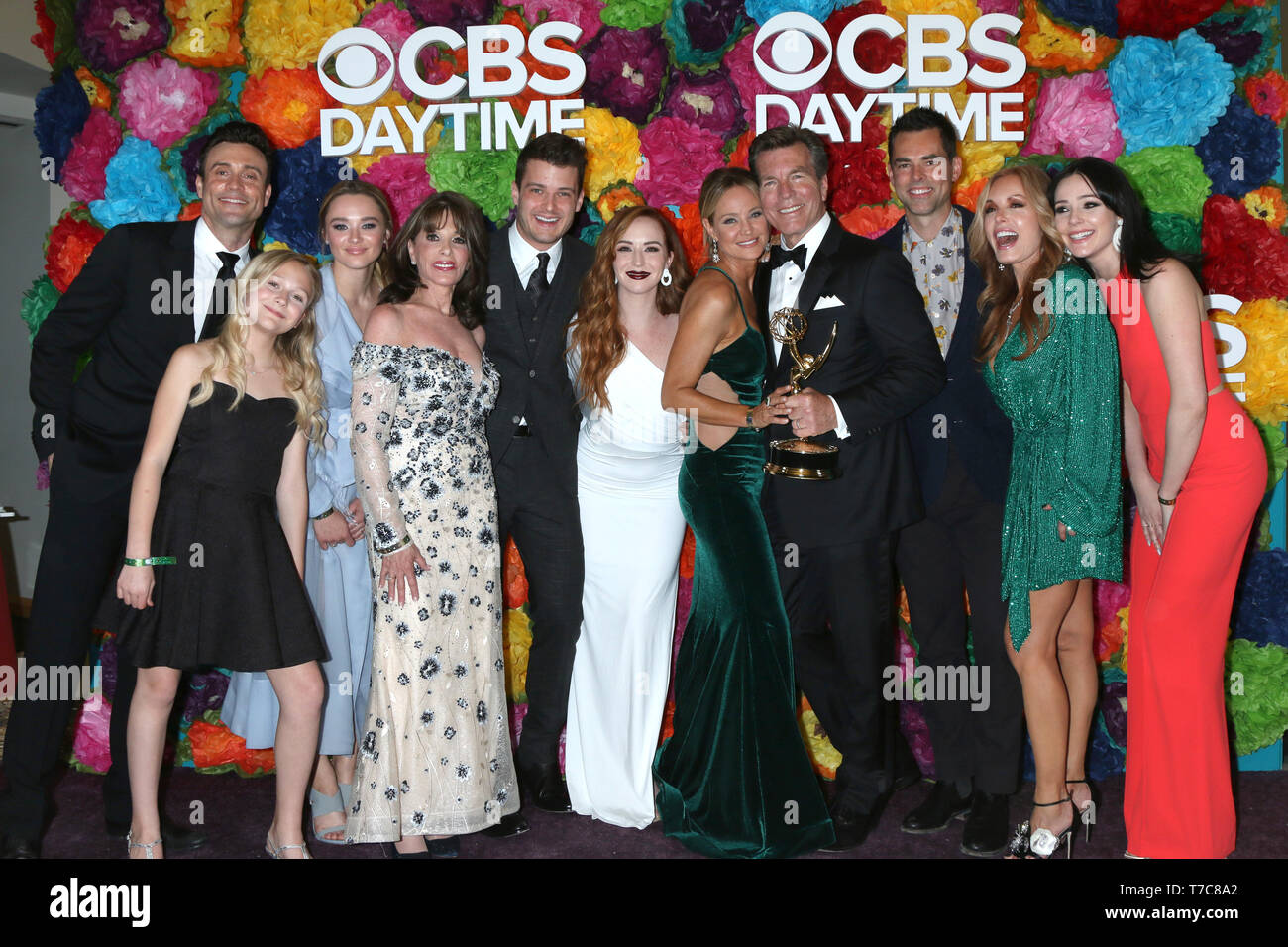 Young and restless cast hi-res stock photography and images - Alamy