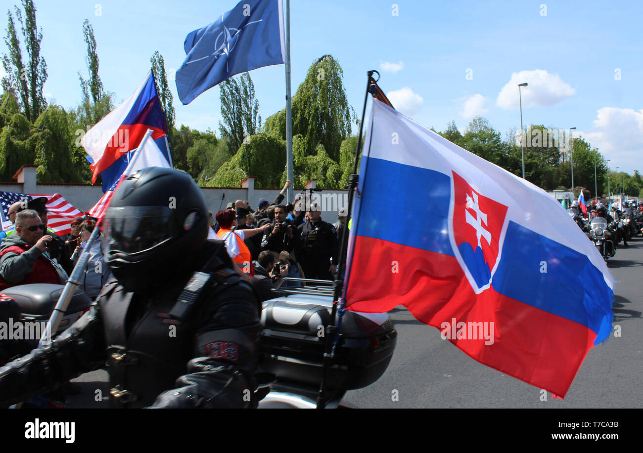 About 200 members of Night Wolves, Russian motorcycle nationalist club ...