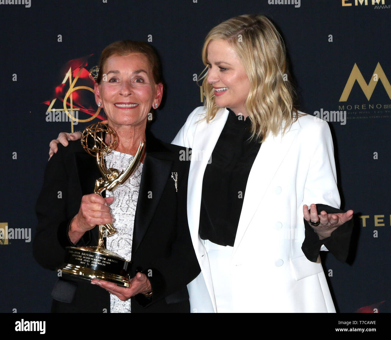 Judy sheindlin amy poehler hi-res stock photography and images - Alamy