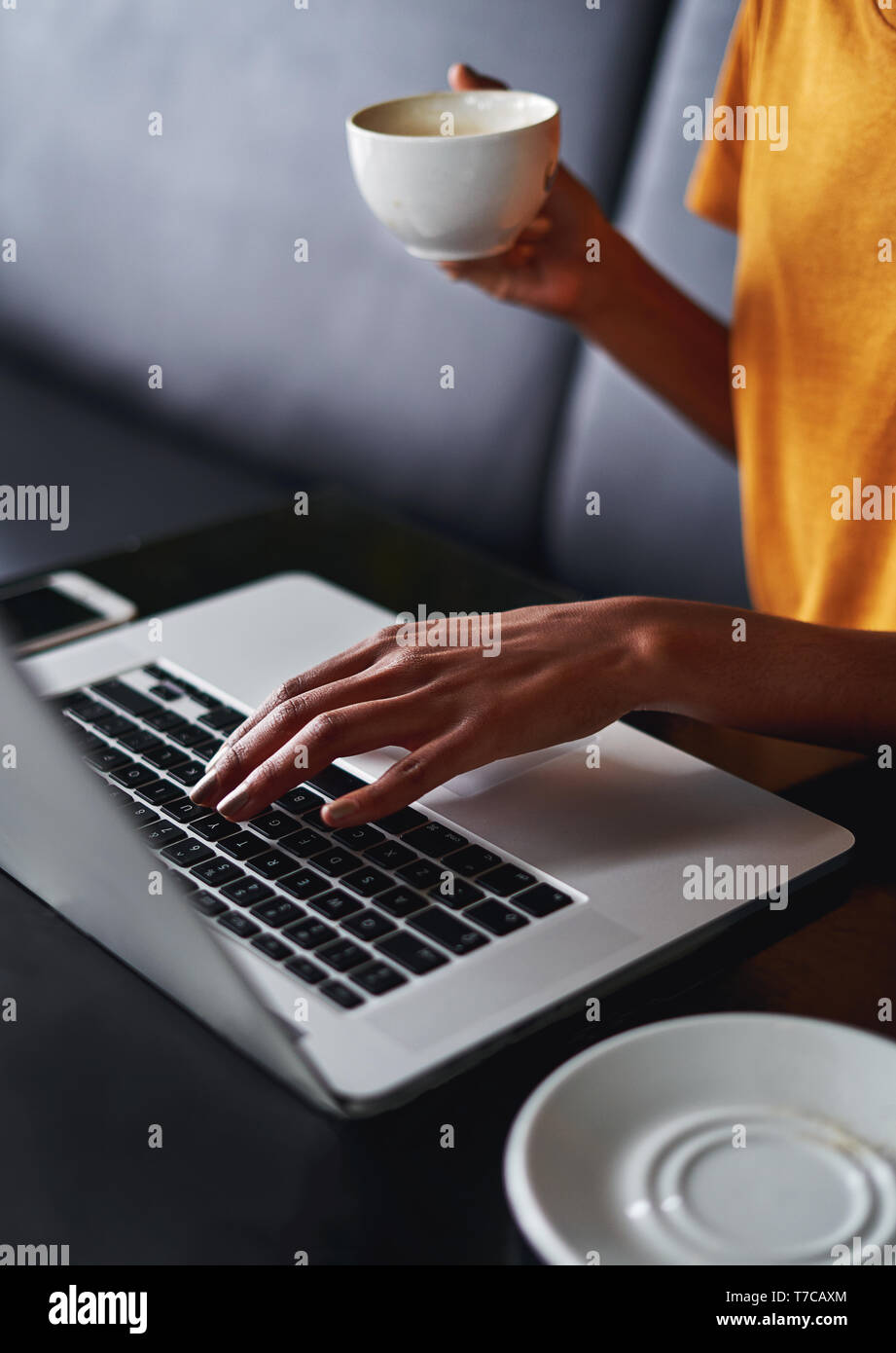 Hand typing hi-res stock photography and images - Alamy
