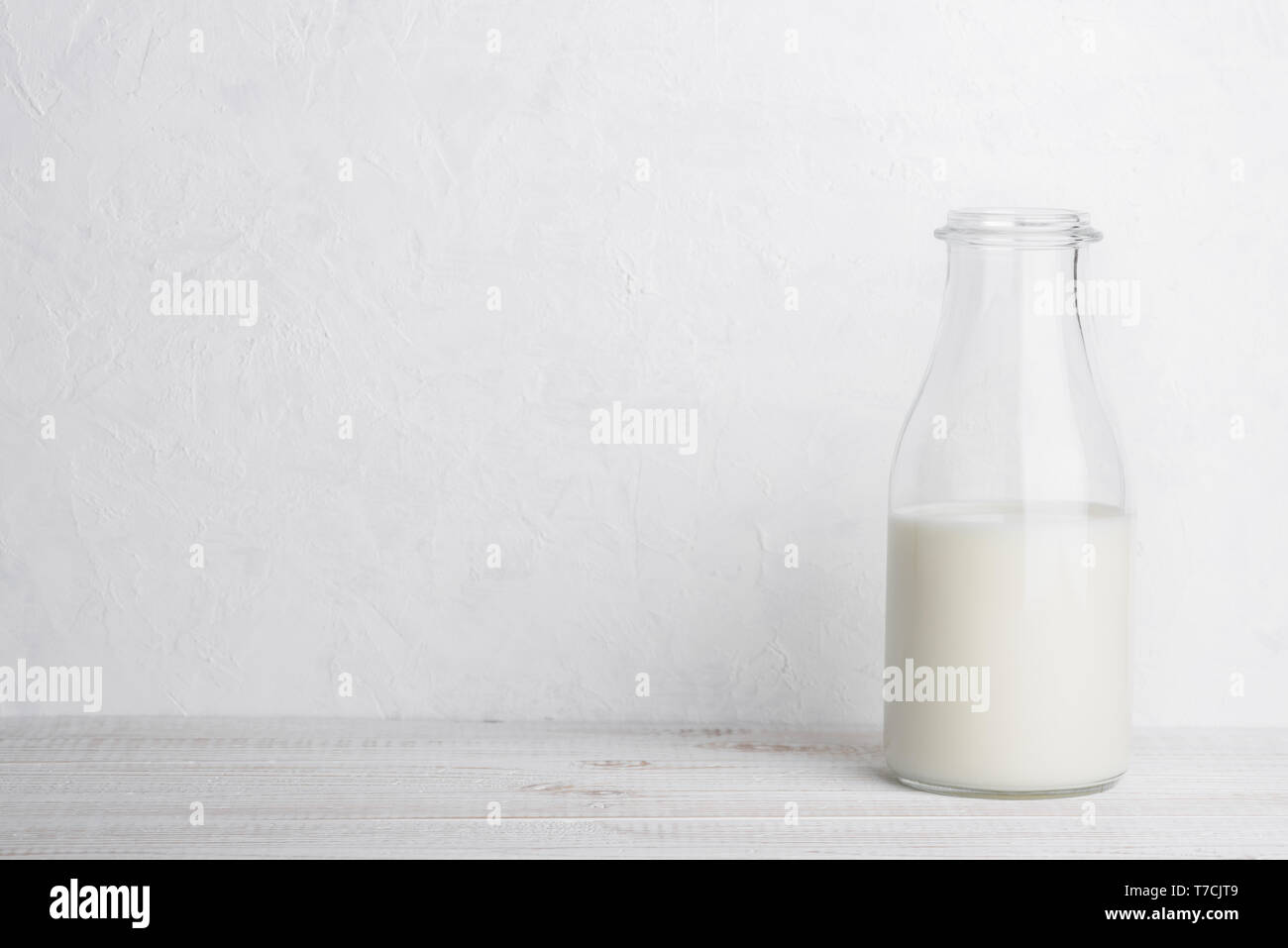 Half full glass of milk hi-res stock photography and images - Alamy