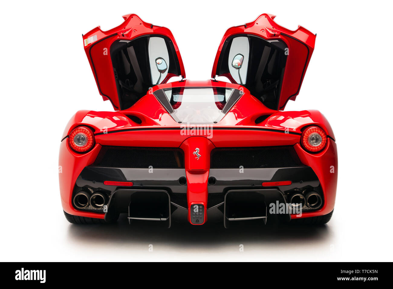 Red Ferrari La Ferrari Stock Photo - Alamy