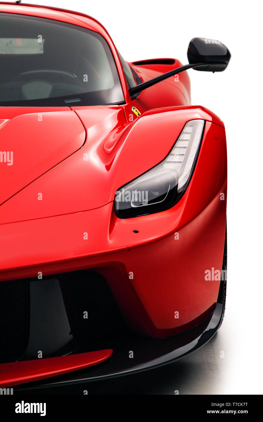 Red Ferrari La Ferrari Stock Photo - Alamy