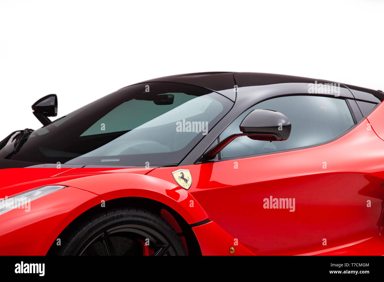 Red Ferrari La Ferrari Stock Photo - Alamy