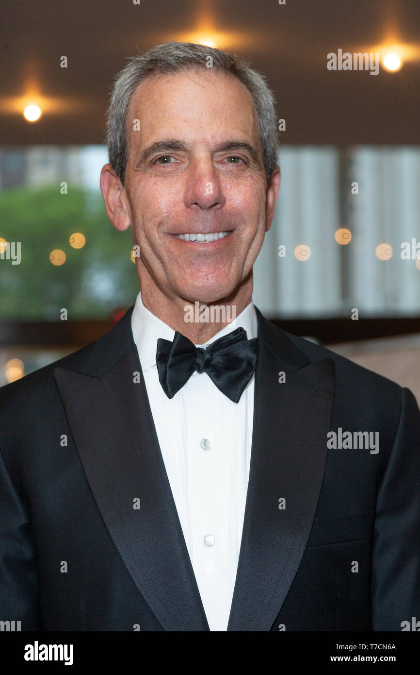 60th anniversary diamond jubilee gala hi-res stock photography and ...