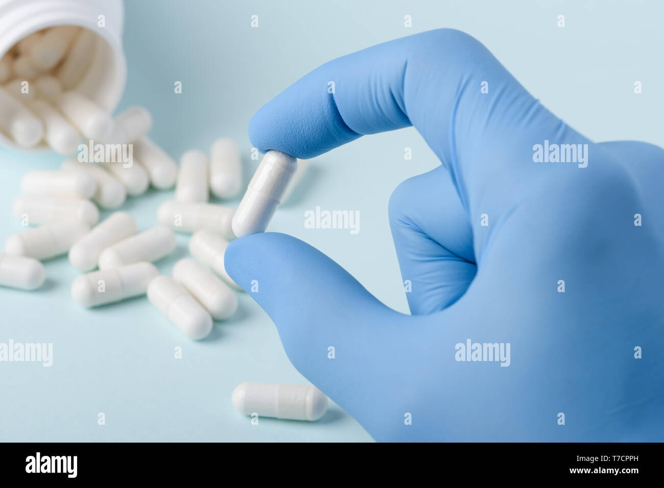 White substance hi-res stock photography and images - Alamy