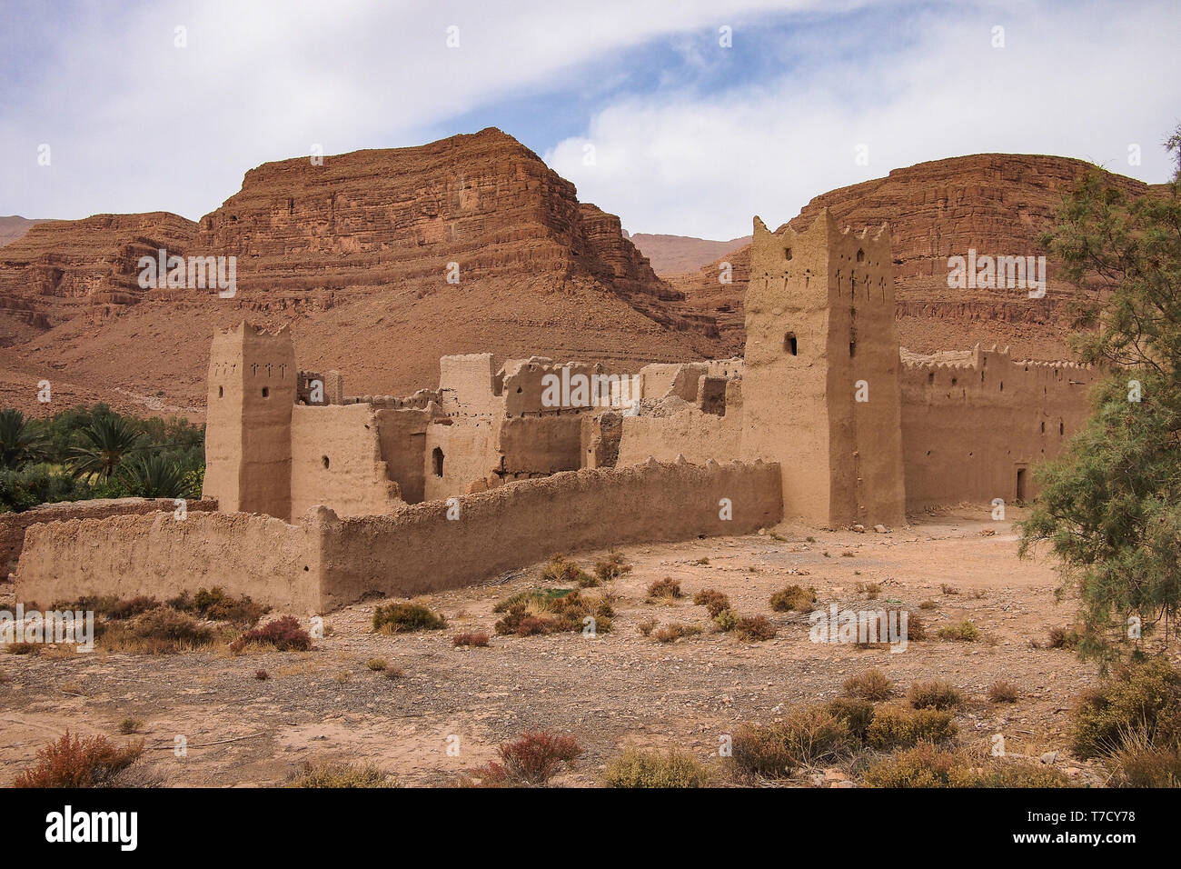 Midelt moroccan maghreb africa african travel hi-res stock photography ...