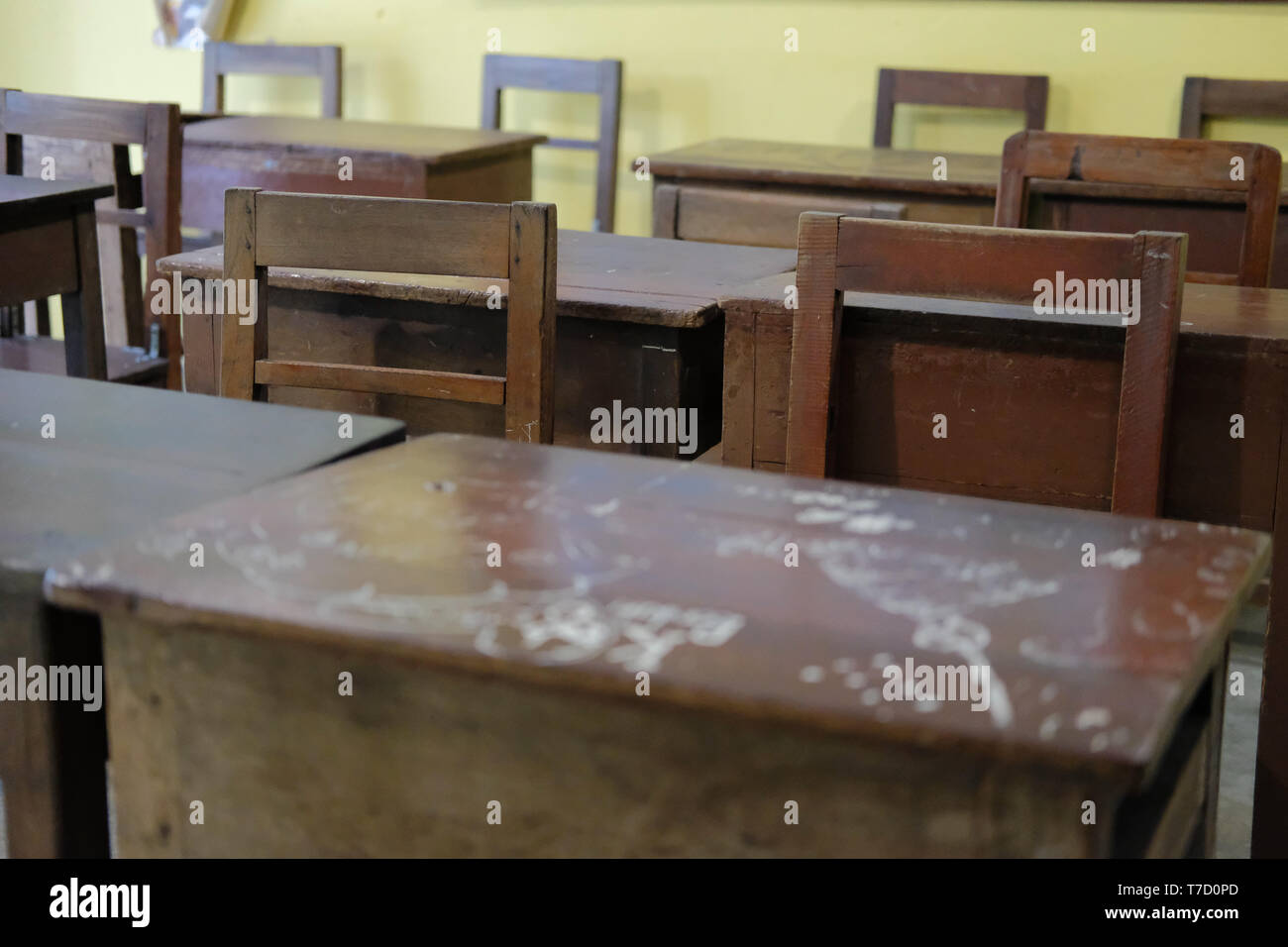 old table & chair in classroom. back to school concept Stock Photo - Alamy