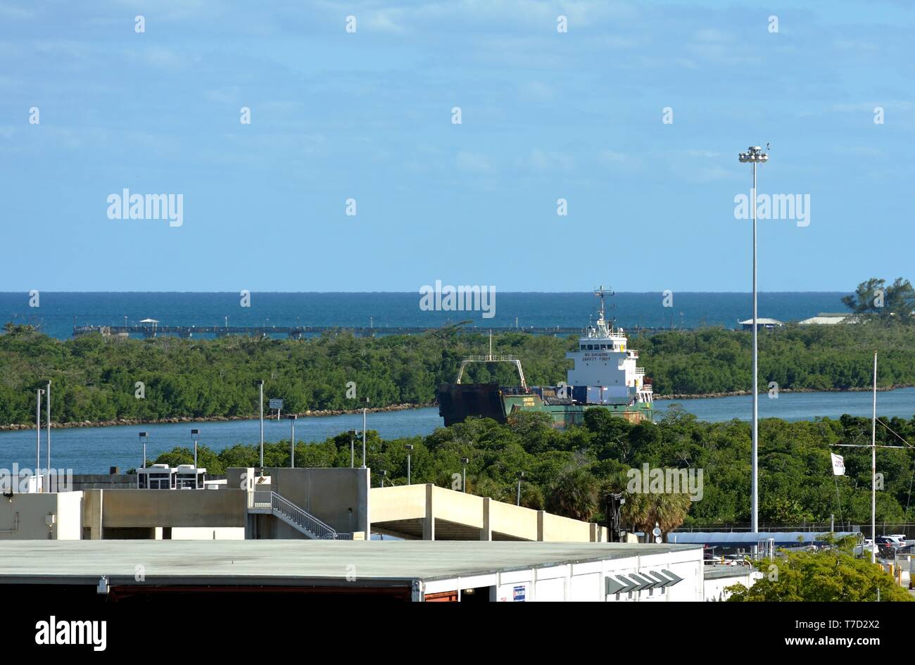 Fort Lauderdale, Florida, USA - 16th April 2019: Transporter Express ...