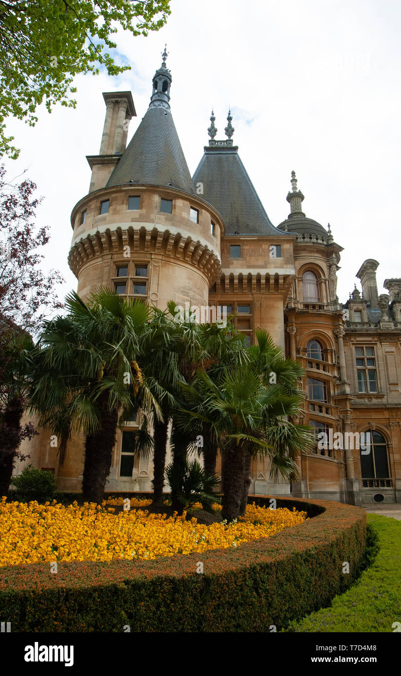 Waddesdon manor hi-res stock photography and images - Alamy