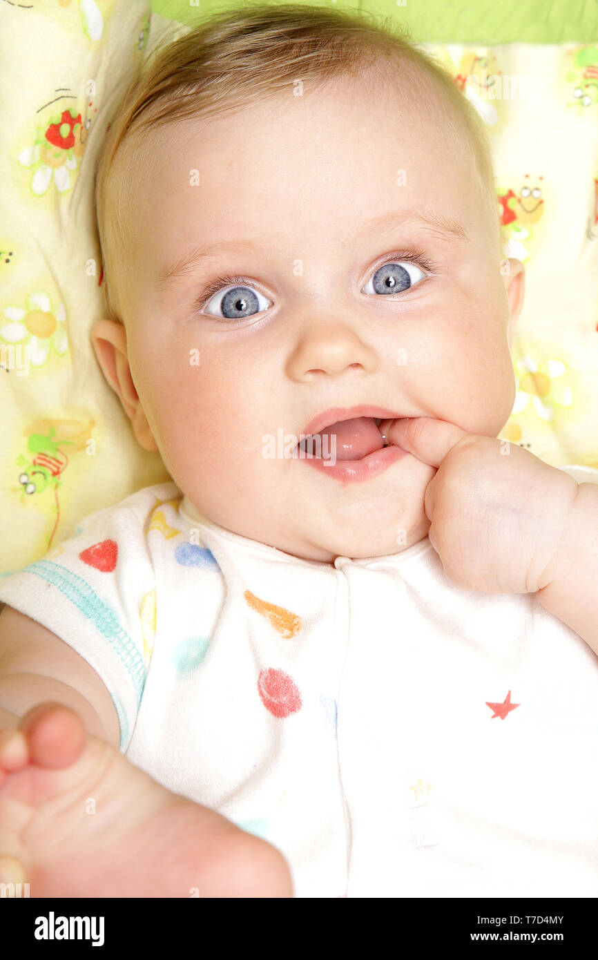 Just born baby hi-res stock photography and images - Alamy