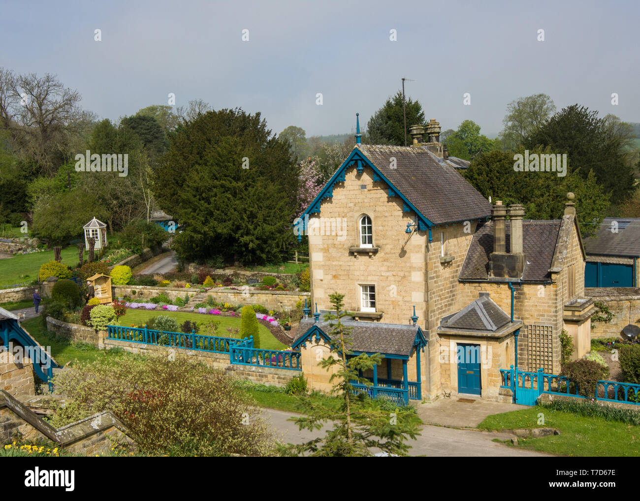 Chatsworth blue cottage hi-res stock photography and images - Alamy
