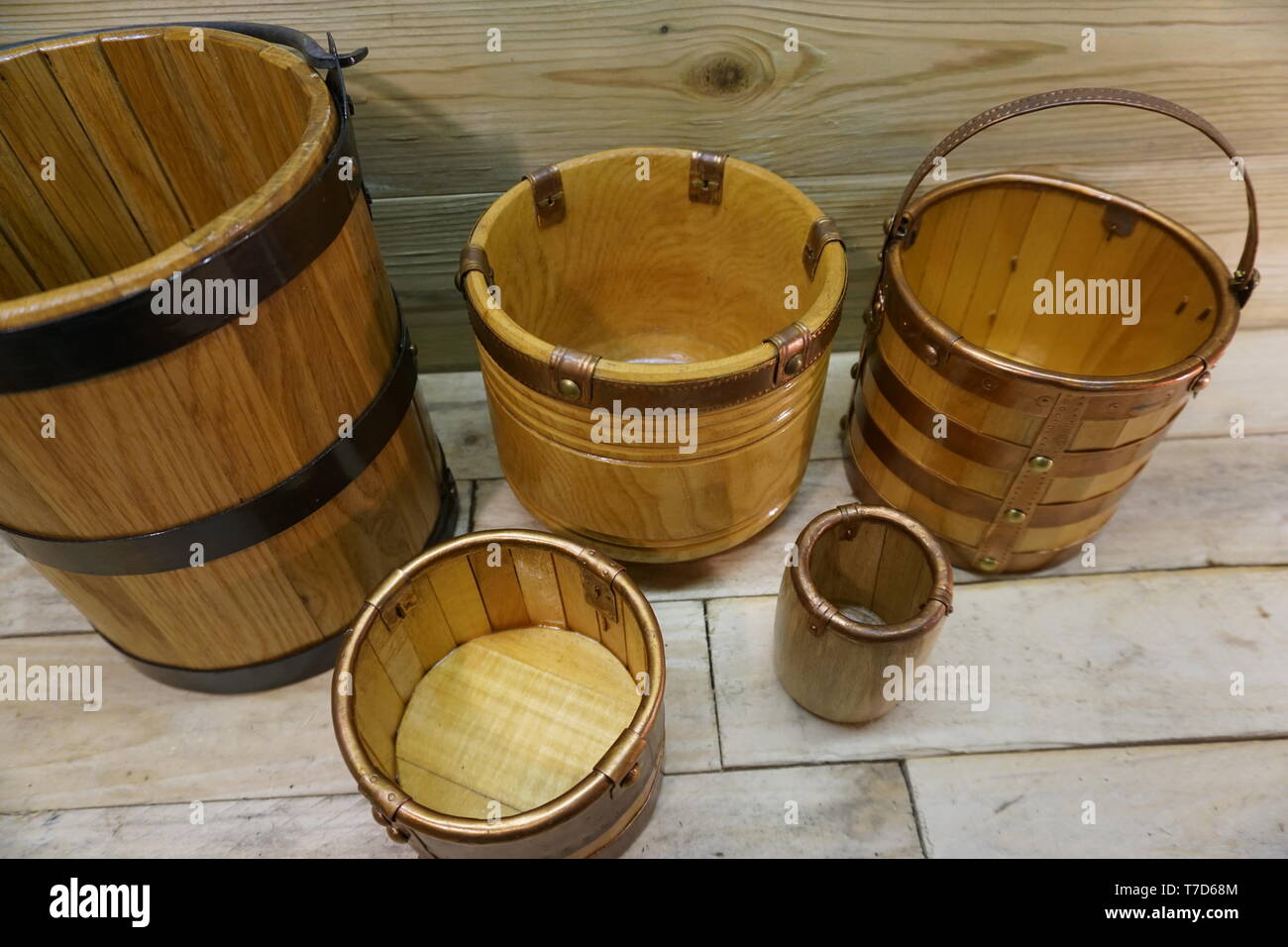 Hoop copper alloy hi-res stock photography and images - Alamy