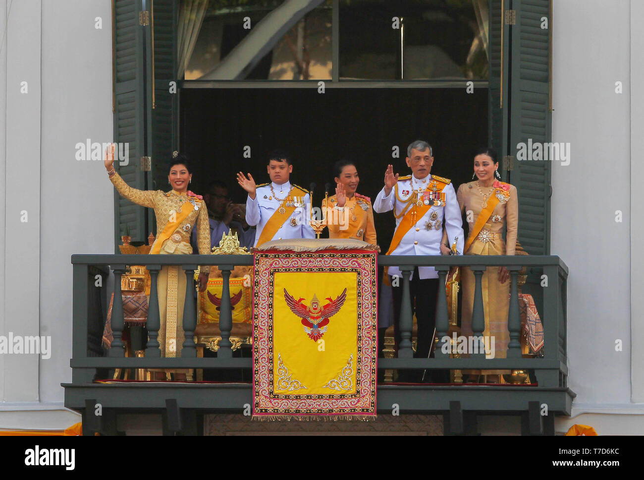 Members of the Thai royal family (L-R) Princess Sirivannavari ...