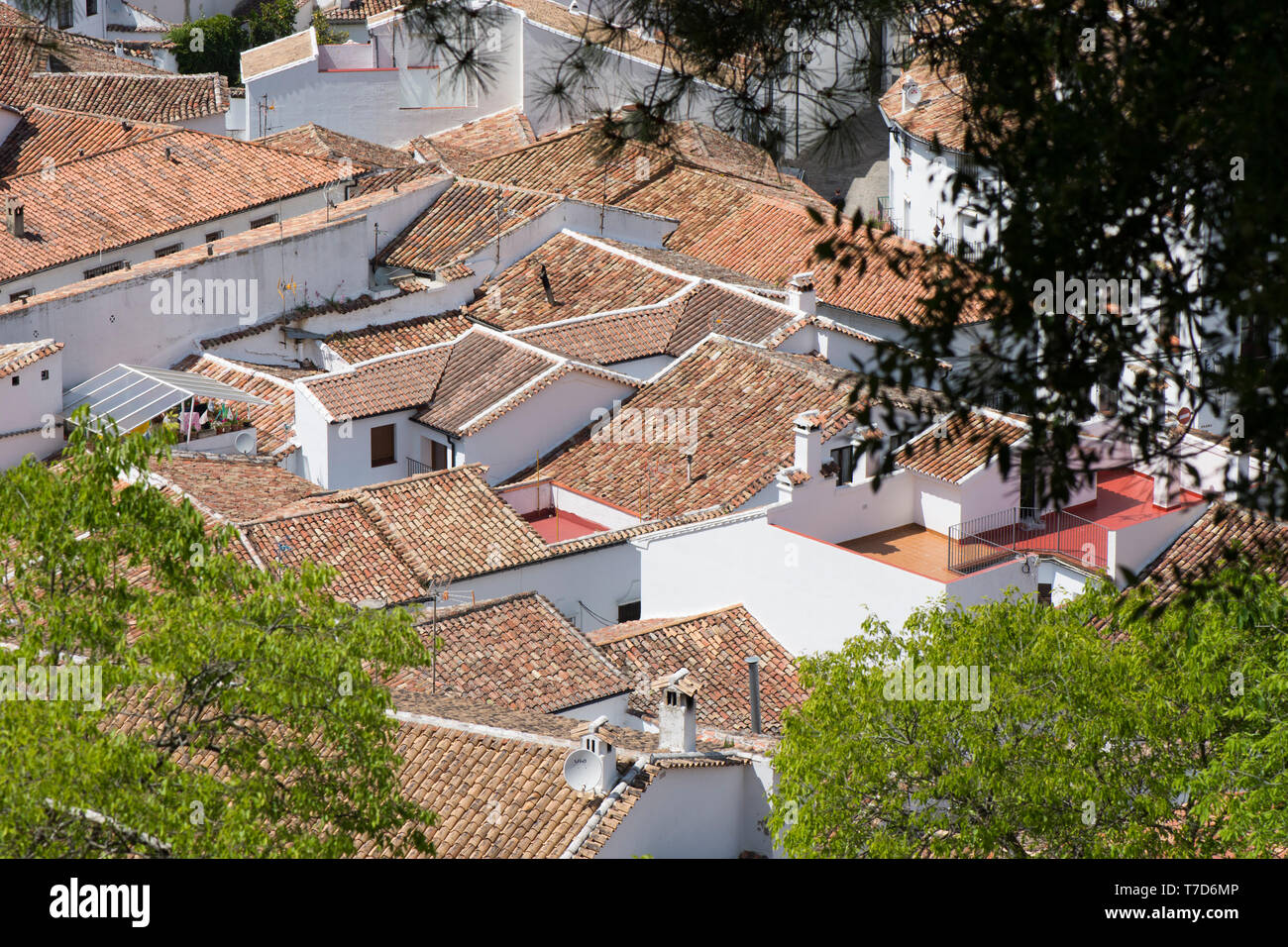 Spanish roof tiles hi-res stock photography and images - Alamy