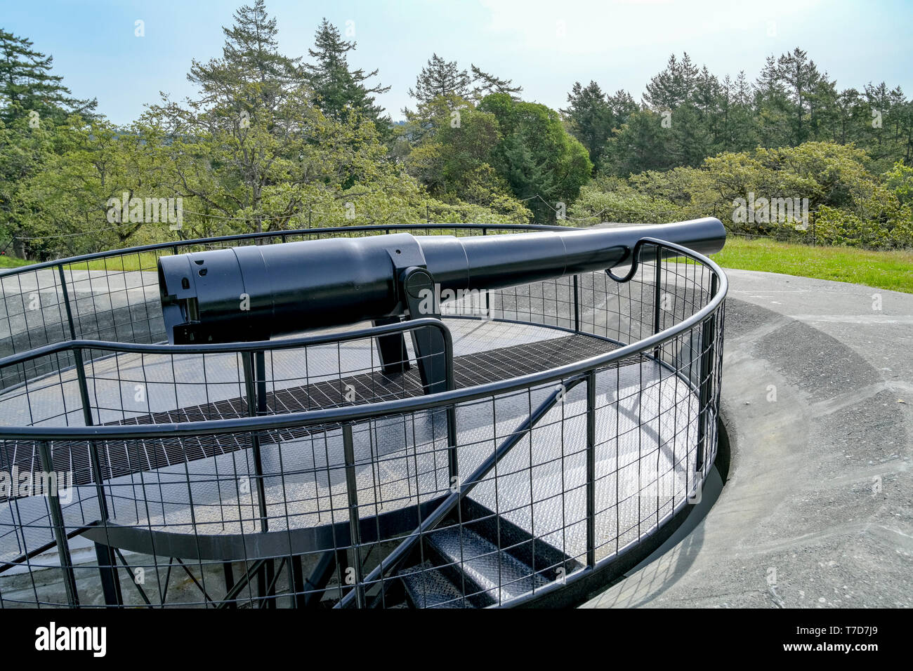 Gun cannon, Fort Rodd Hill and Fisgard Lighthouse NHS, Victoria ...