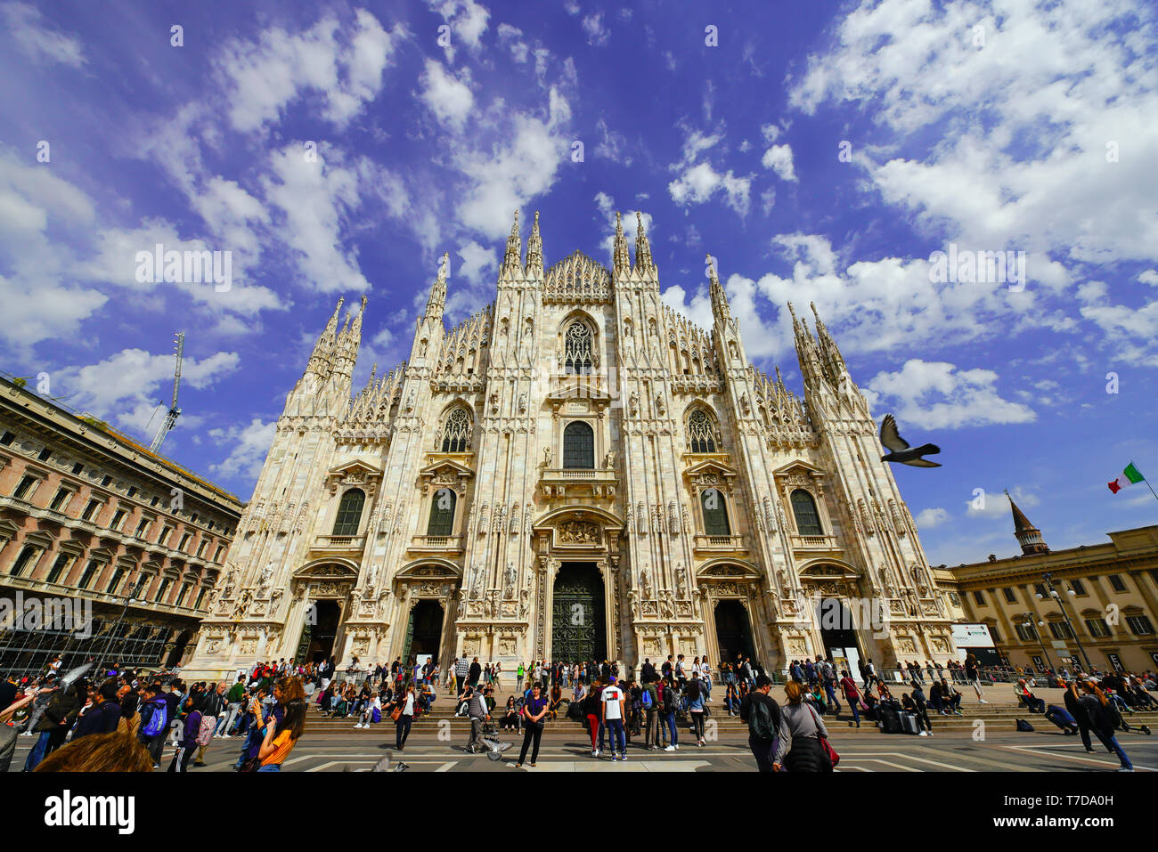 Dome cathedral in milan hi-res stock photography and images - Alamy