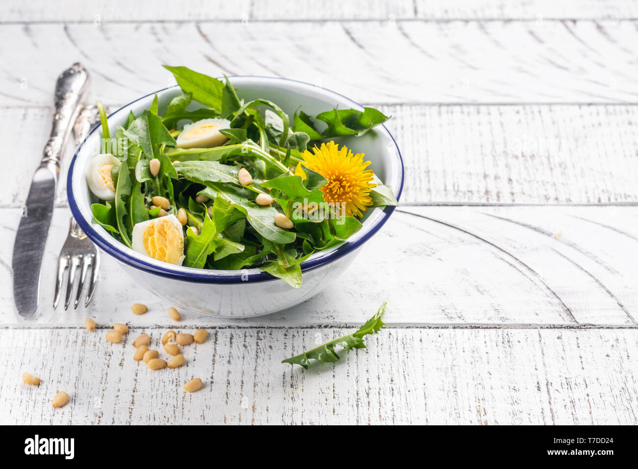 Fresh dandelion salad Stock Photo - Alamy