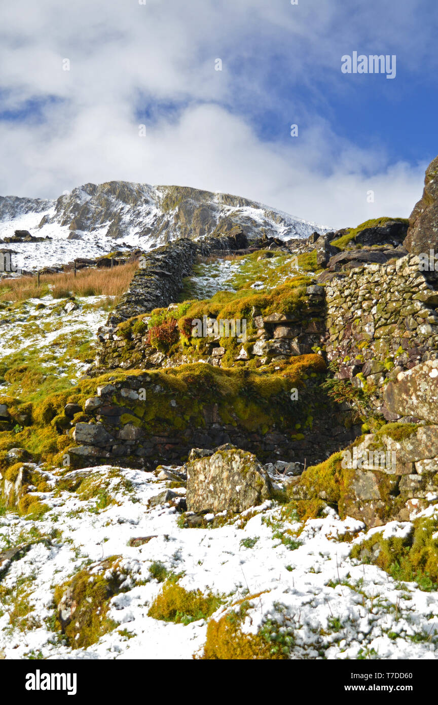 Moelwyn Mawr from trail to Croesor slate quarry Snowdonia Stock Photo ...