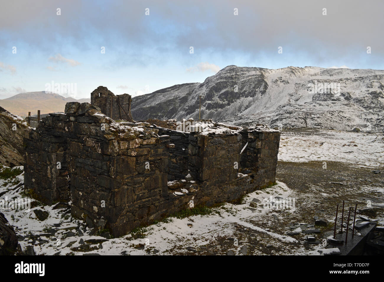 Croesor slate quarry and views of Cnicht Snowdonia Stock Photo - Alamy