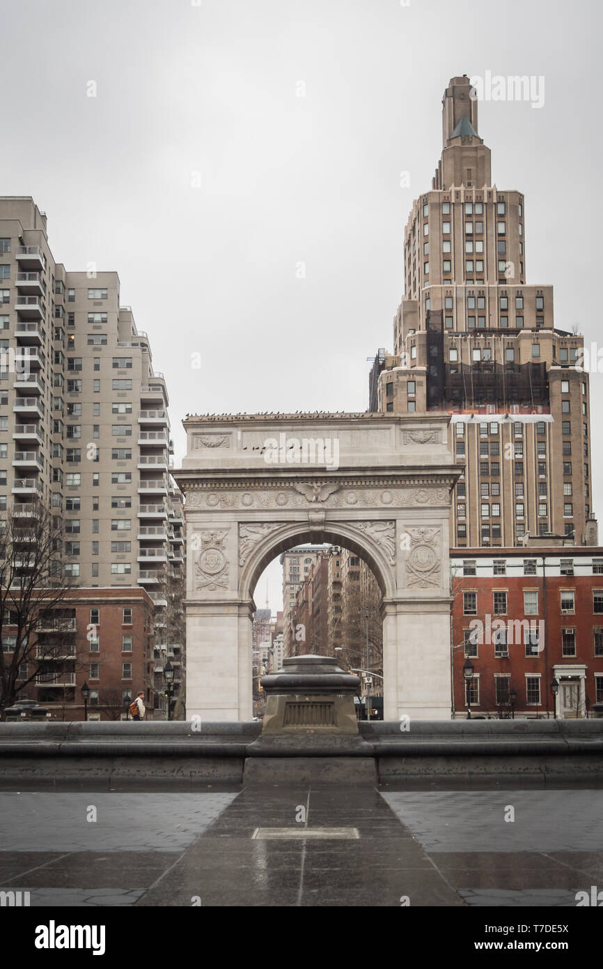 Manhattan arc arch hi-res stock photography and images - Alamy