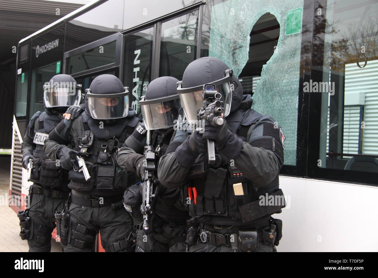 Mobiles einsatzkommando hi-res stock photography and images - Alamy