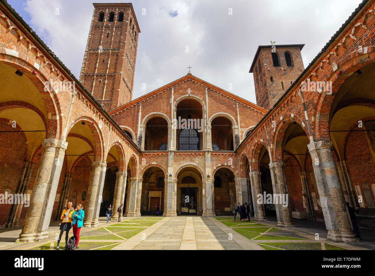 Basilica di Sant'Ambrogio, Milan, Lombardy, Italy Stock Photo - Alamy