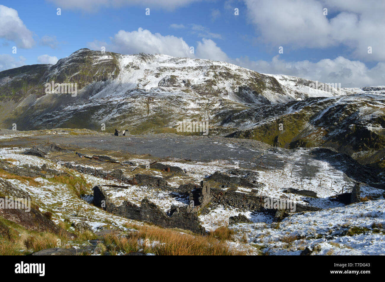 Croesor slate quarry and views of Cnicht Snowdonia Stock Photo - Alamy