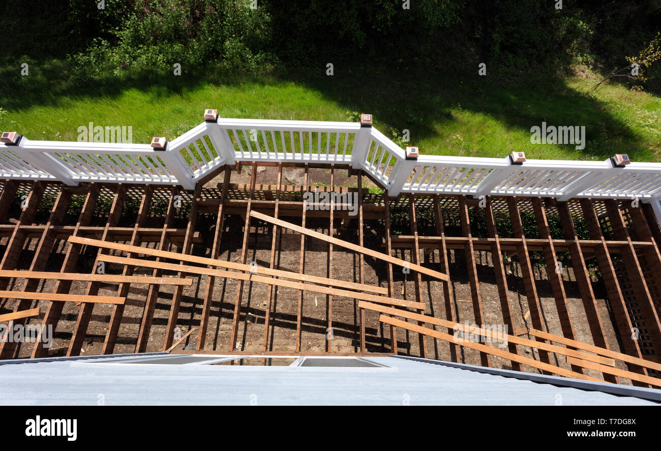 Outdoor patio structure hi-res stock photography and images - Alamy