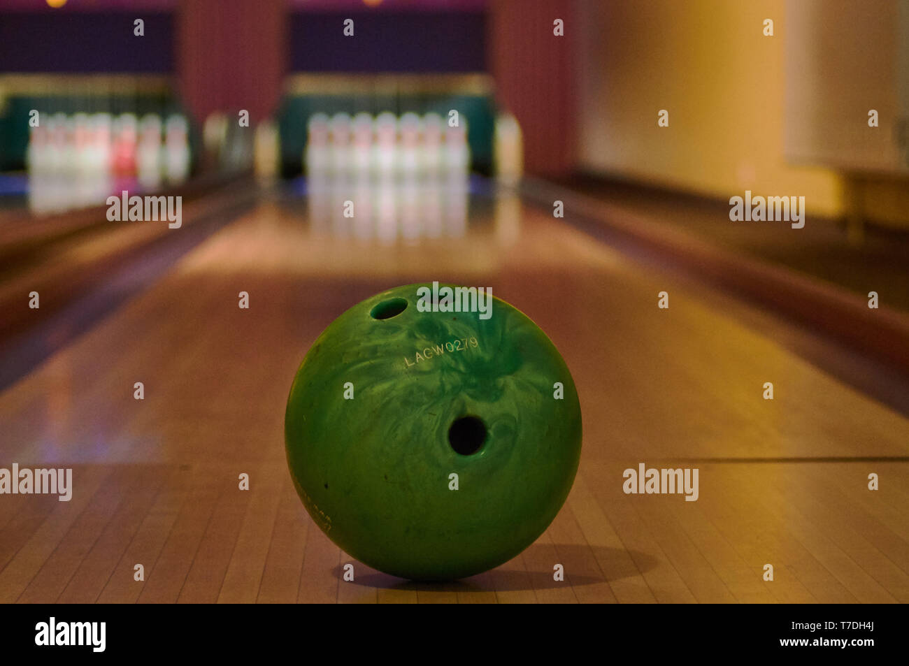A green bowling ball Stock Photo - Alamy