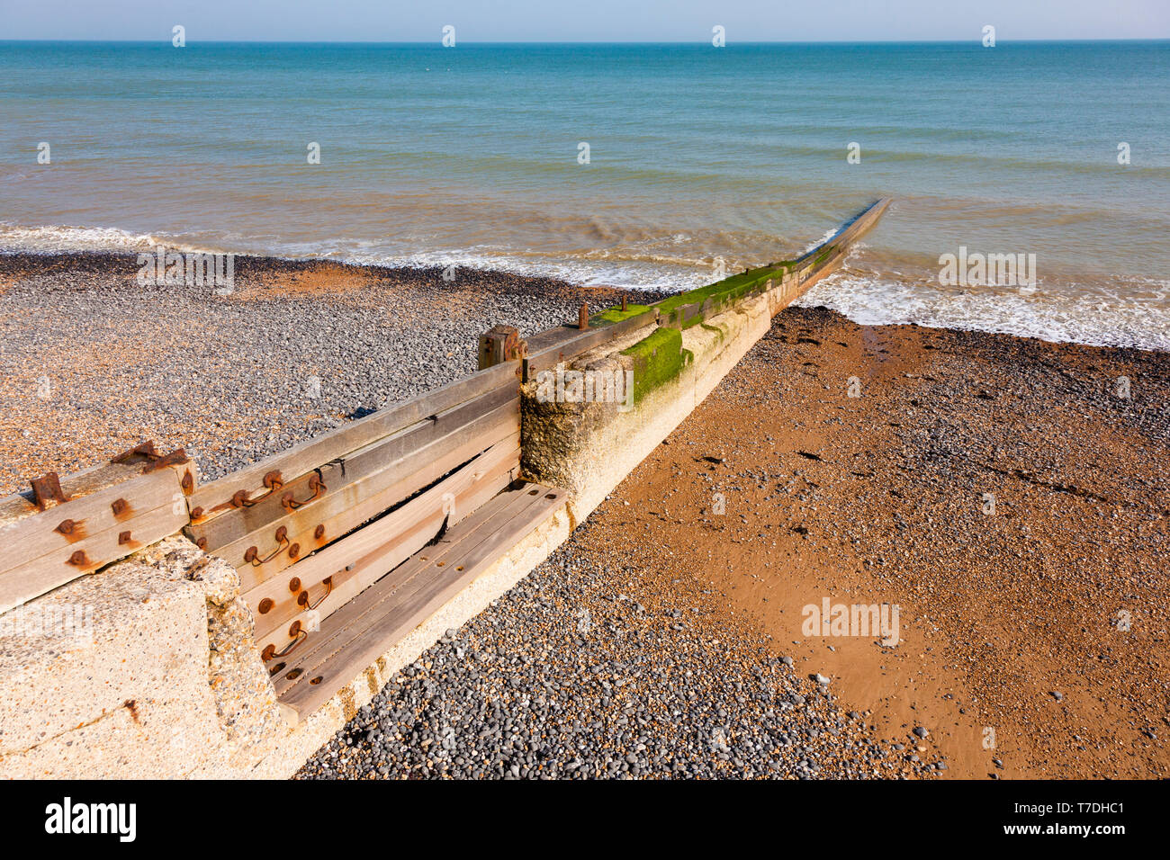 Concrete groynes hi-res stock photography and images - Alamy