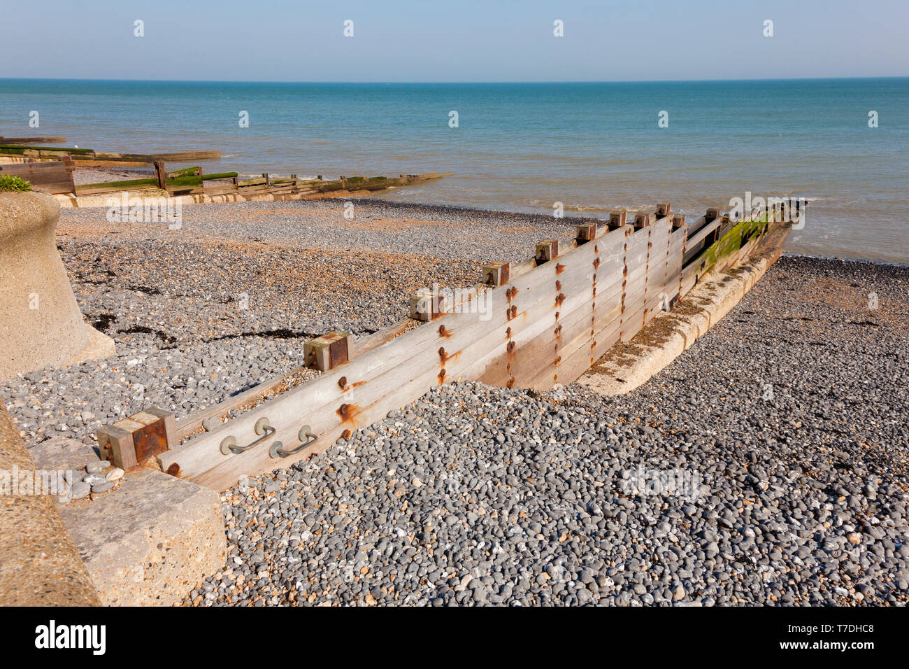 Concrete groynes hi-res stock photography and images - Alamy