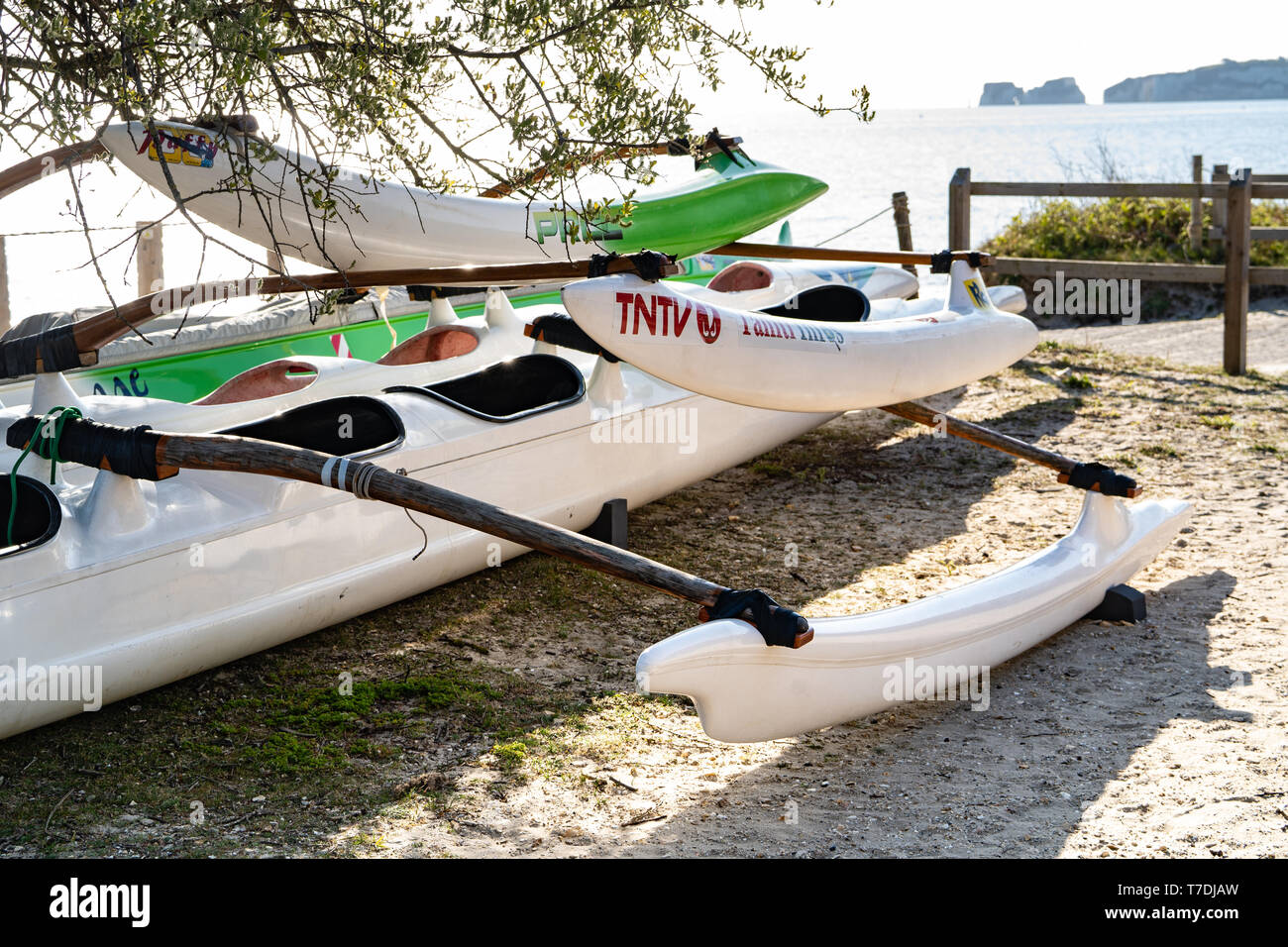 Tahitian Canoe High Resolution Stock Photography and Images - Alamy