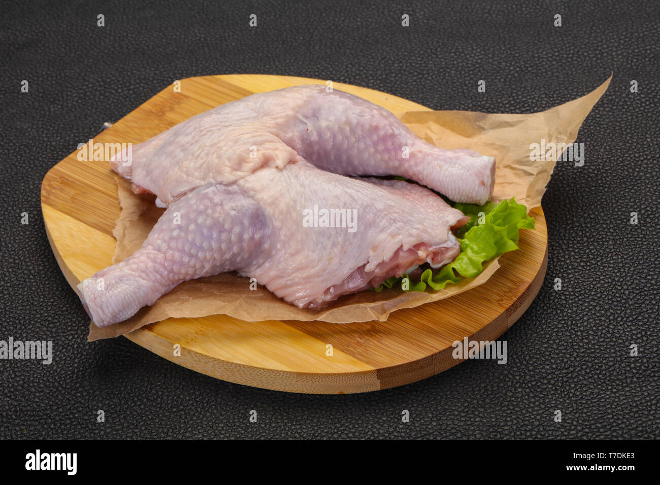Raw chicken leg ready for cooking Stock Photo - Alamy