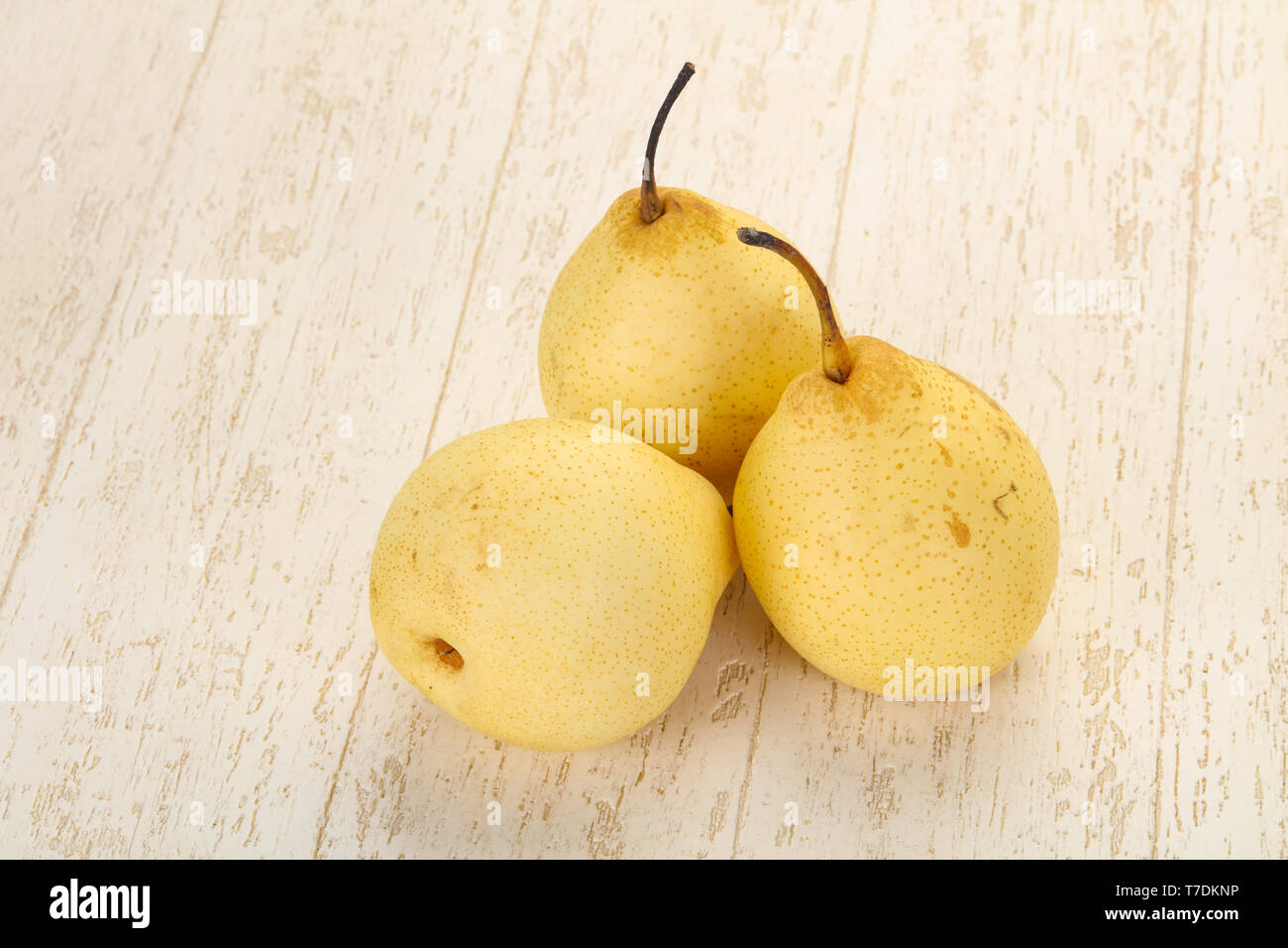 Chinese ya pear hi-res stock photography and images - Alamy