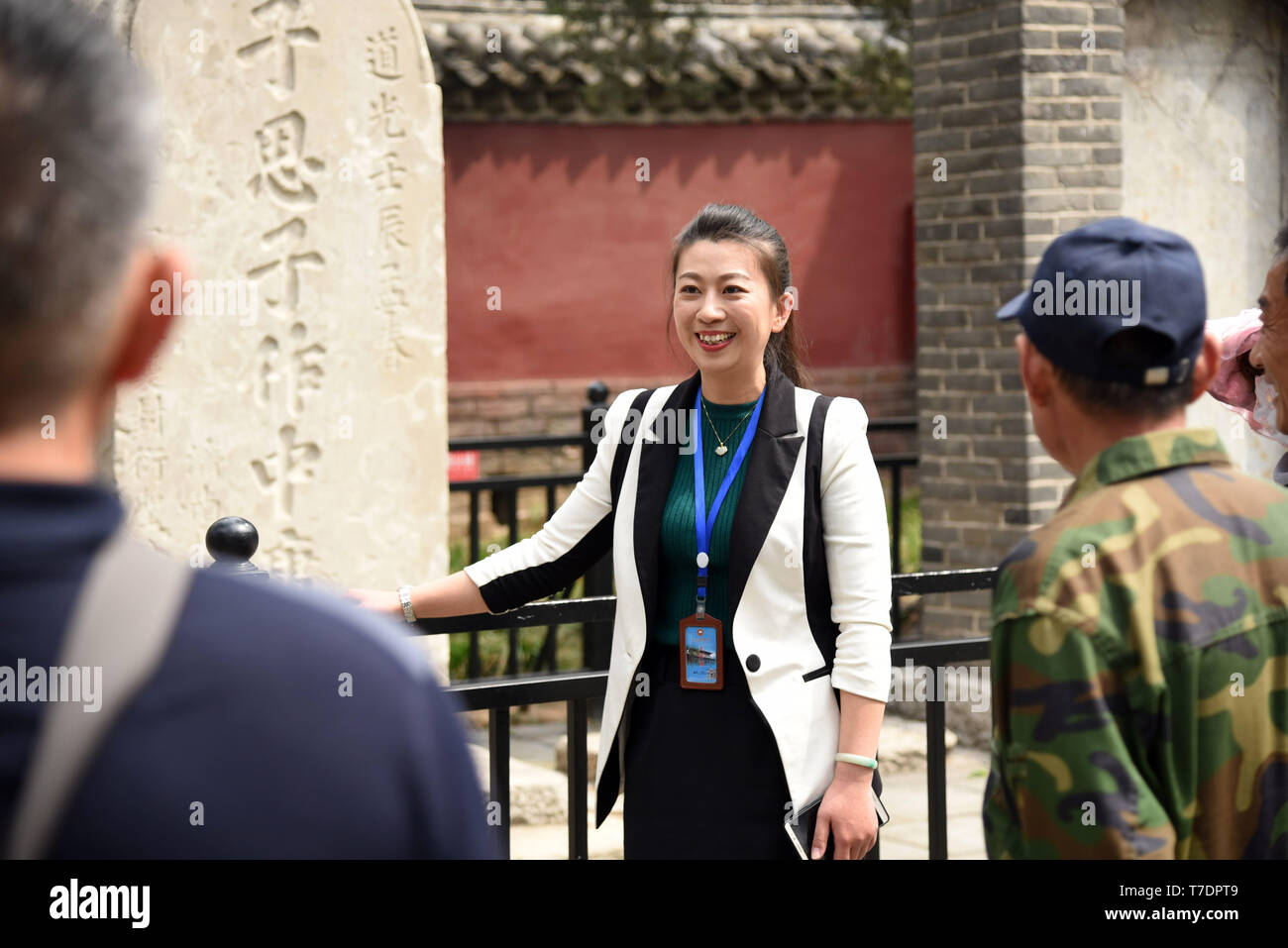 (190506) -- ZOUCHENG, May 6, 2019 (Xinhua) -- Meng Xing, the 72nd ...