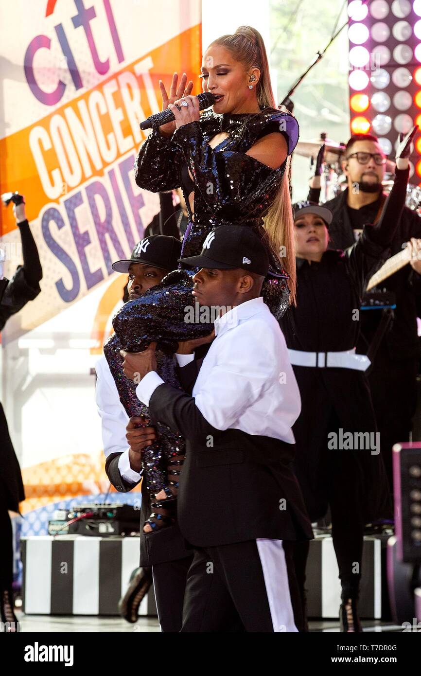 New York, NY, USA. 6th May, 2019. Jennifer Lopez on stage for Jennifer ...