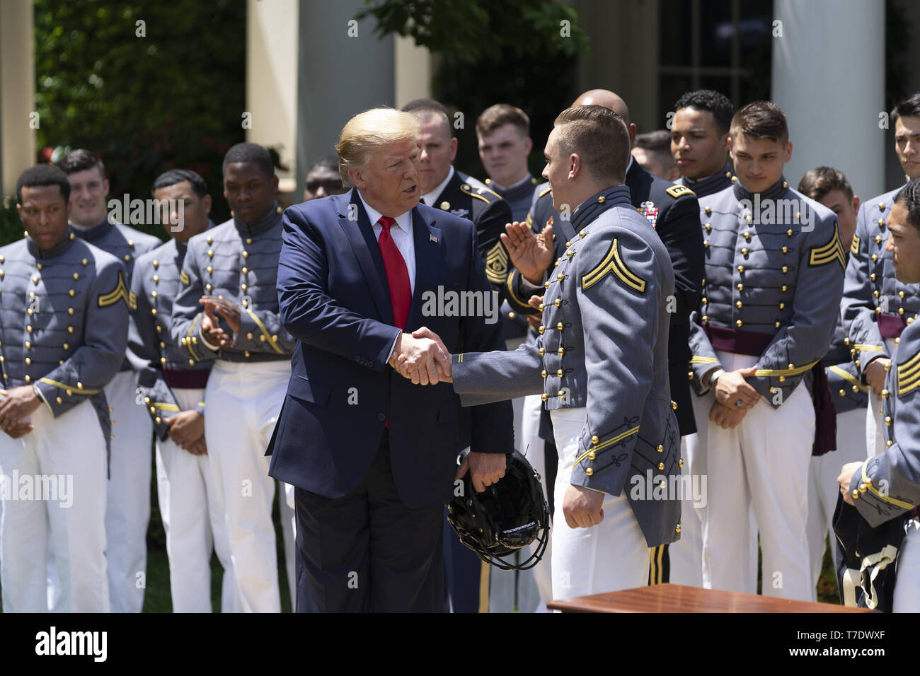 Commander in chiefs trophy hi-res stock photography and images - Alamy