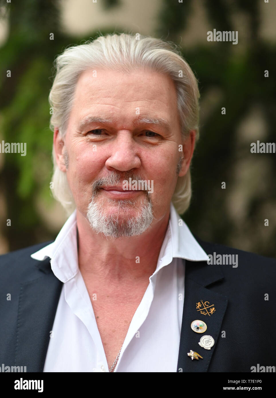 Johnny Logan - EMSEKFLOL.COM
