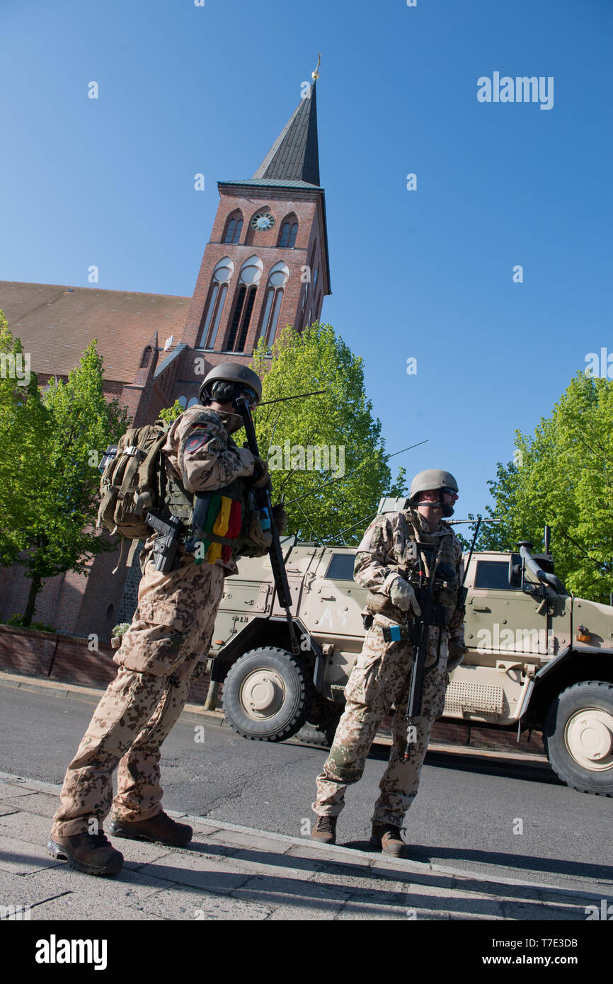 Army vehicles on german roads hi-res stock photography and images - Alamy