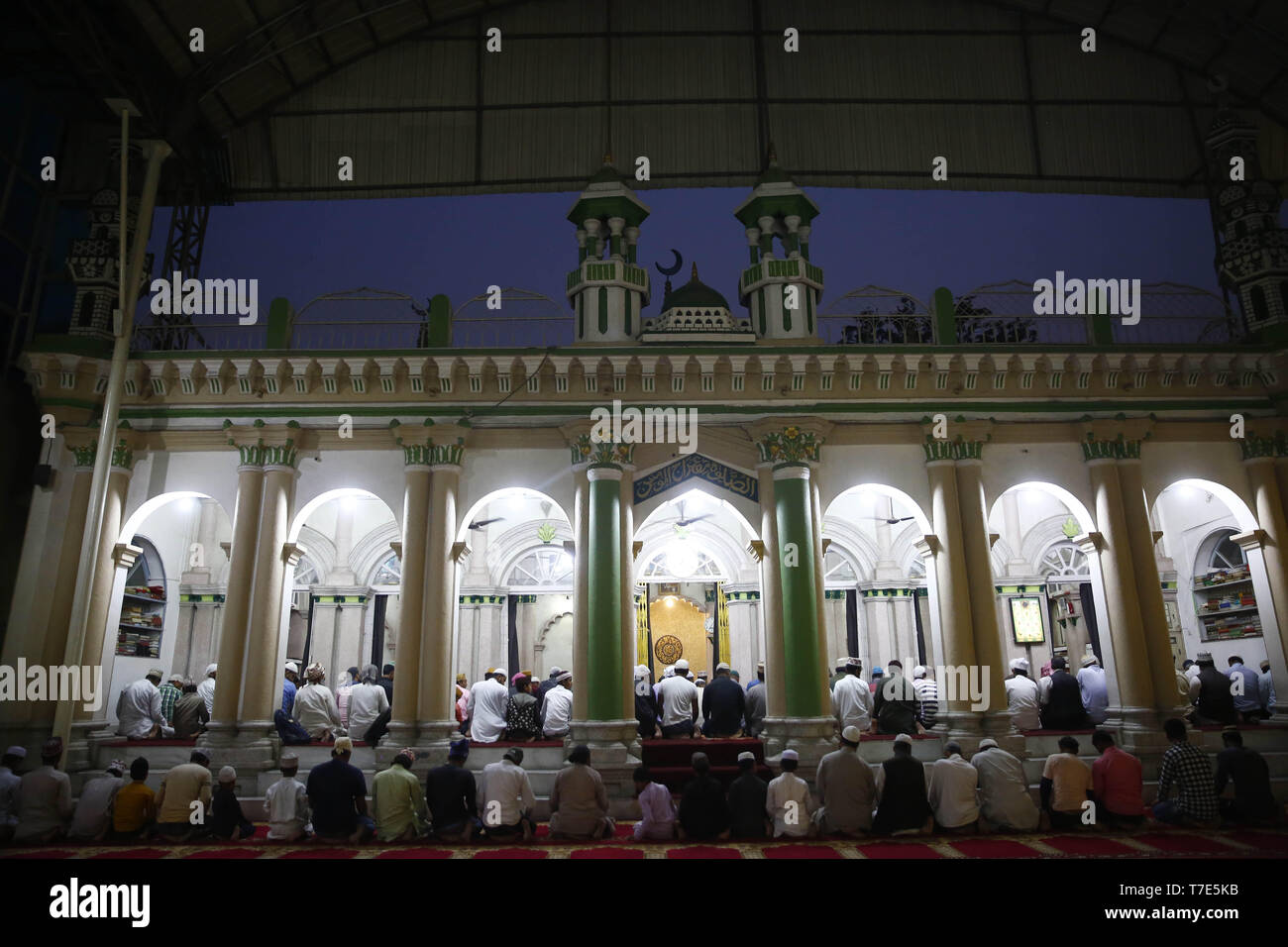 Kathmandu, Nepal. 7th May, 2019. Muslims offer prayers on the first day ...