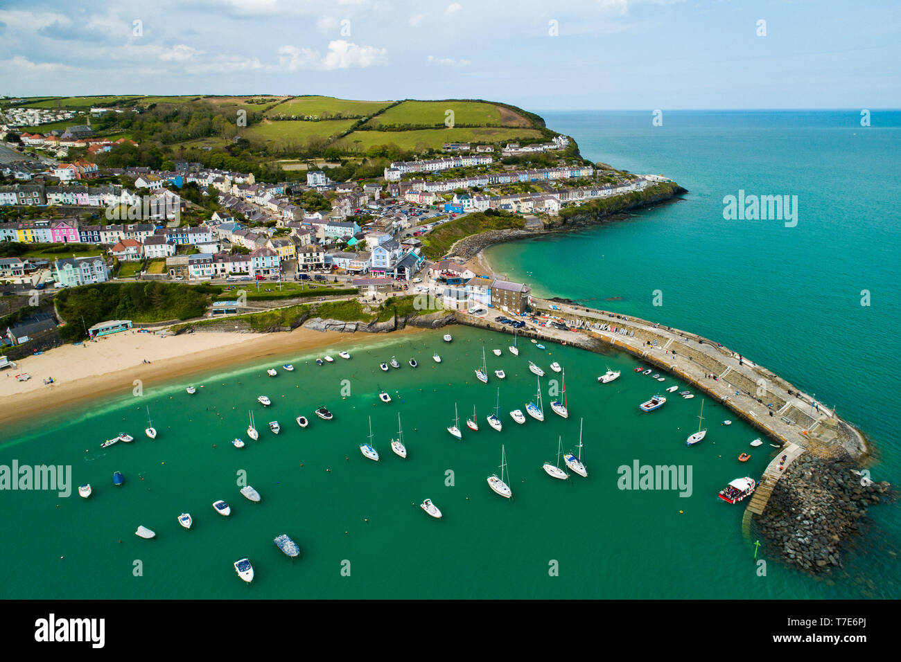 New Quay, Wales UK, Tuesday 07 May 2019 UK Weather: New Quay , a small ...