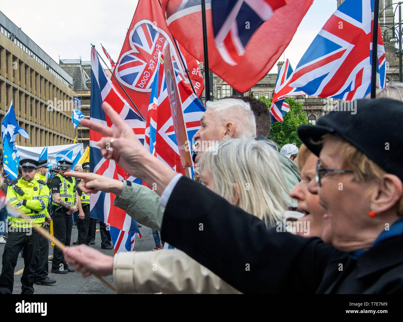 GLASGOW, SCOTLAND - 4th MAY 2019: Police forming a line between the ...