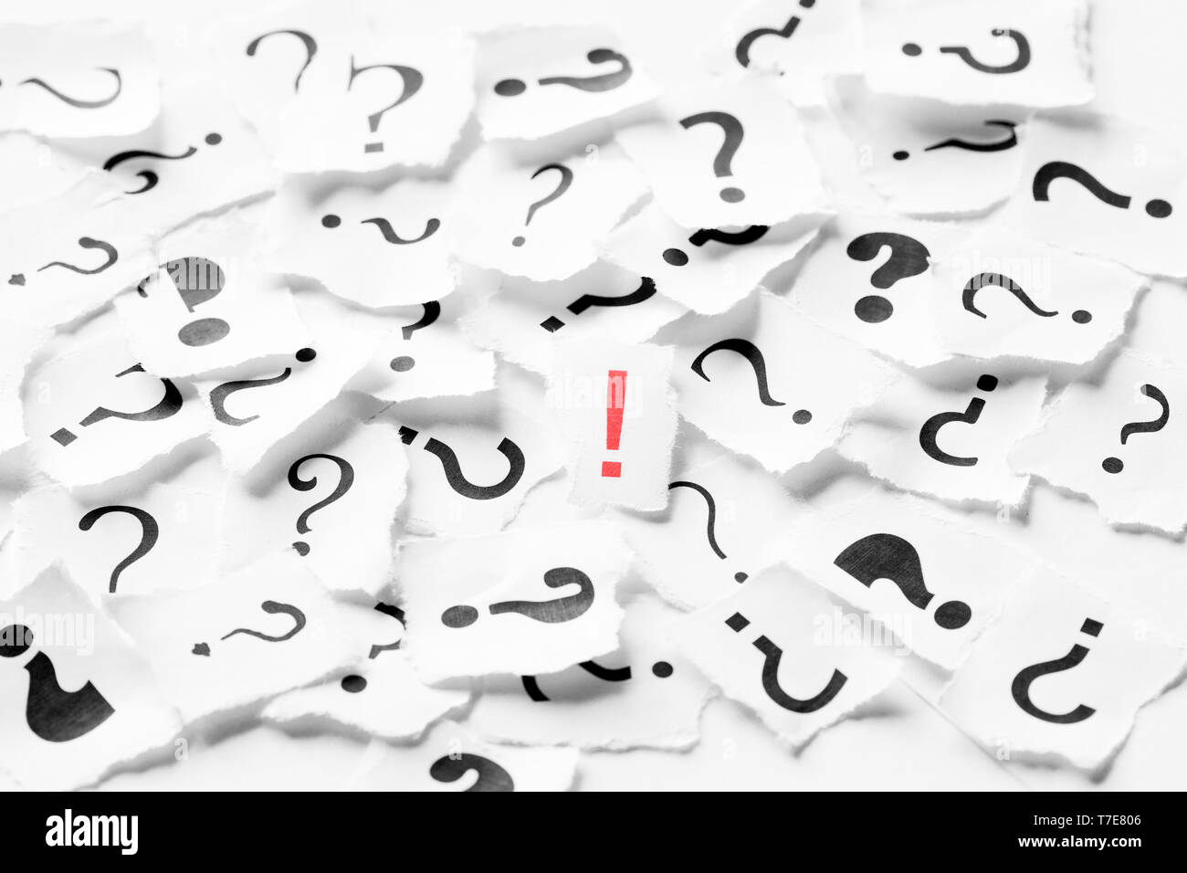 Exclamation mark and question mark hi-res stock photography and images ...