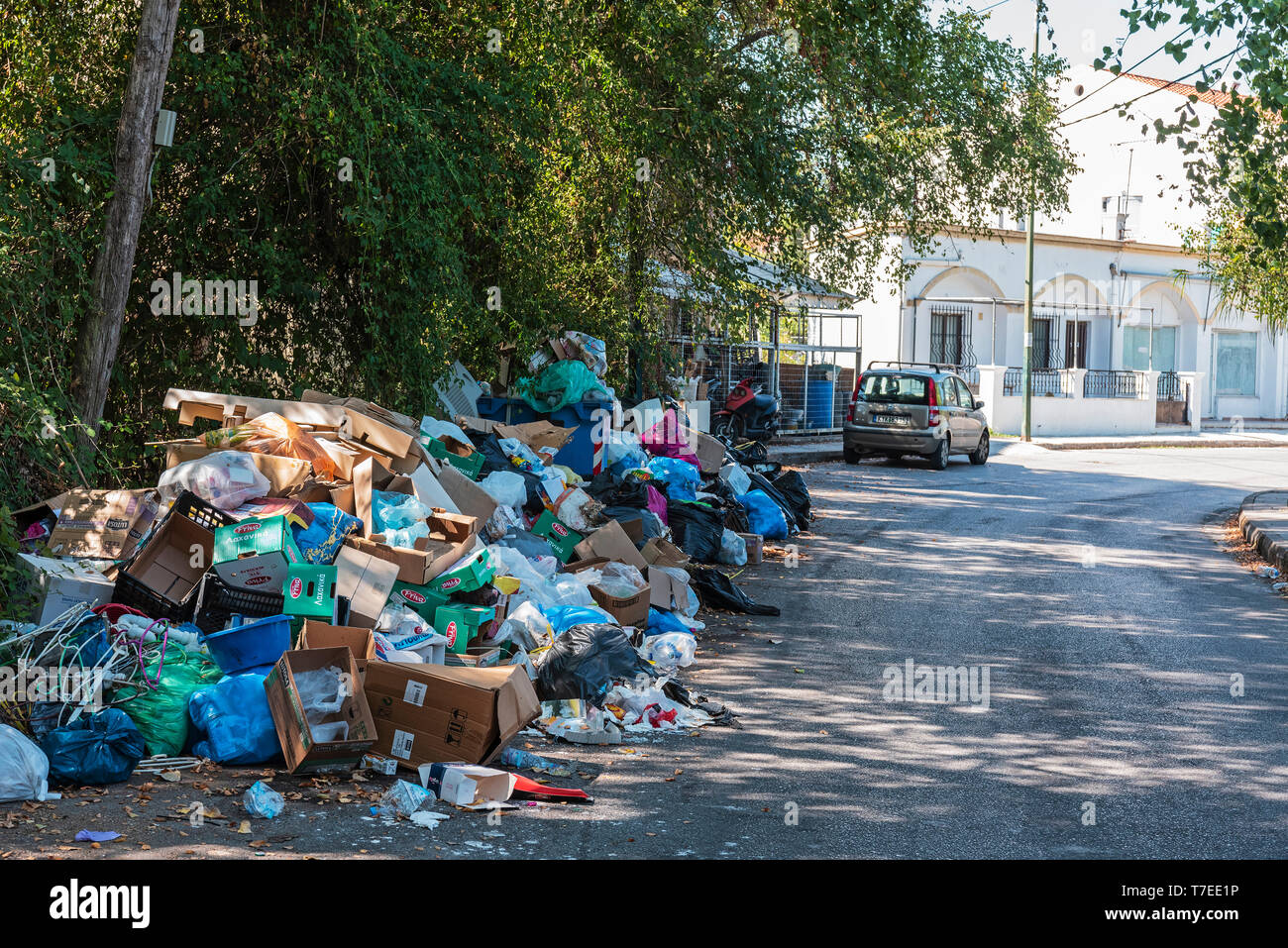 Garbage bags trash in road hi-res stock photography and images - Alamy