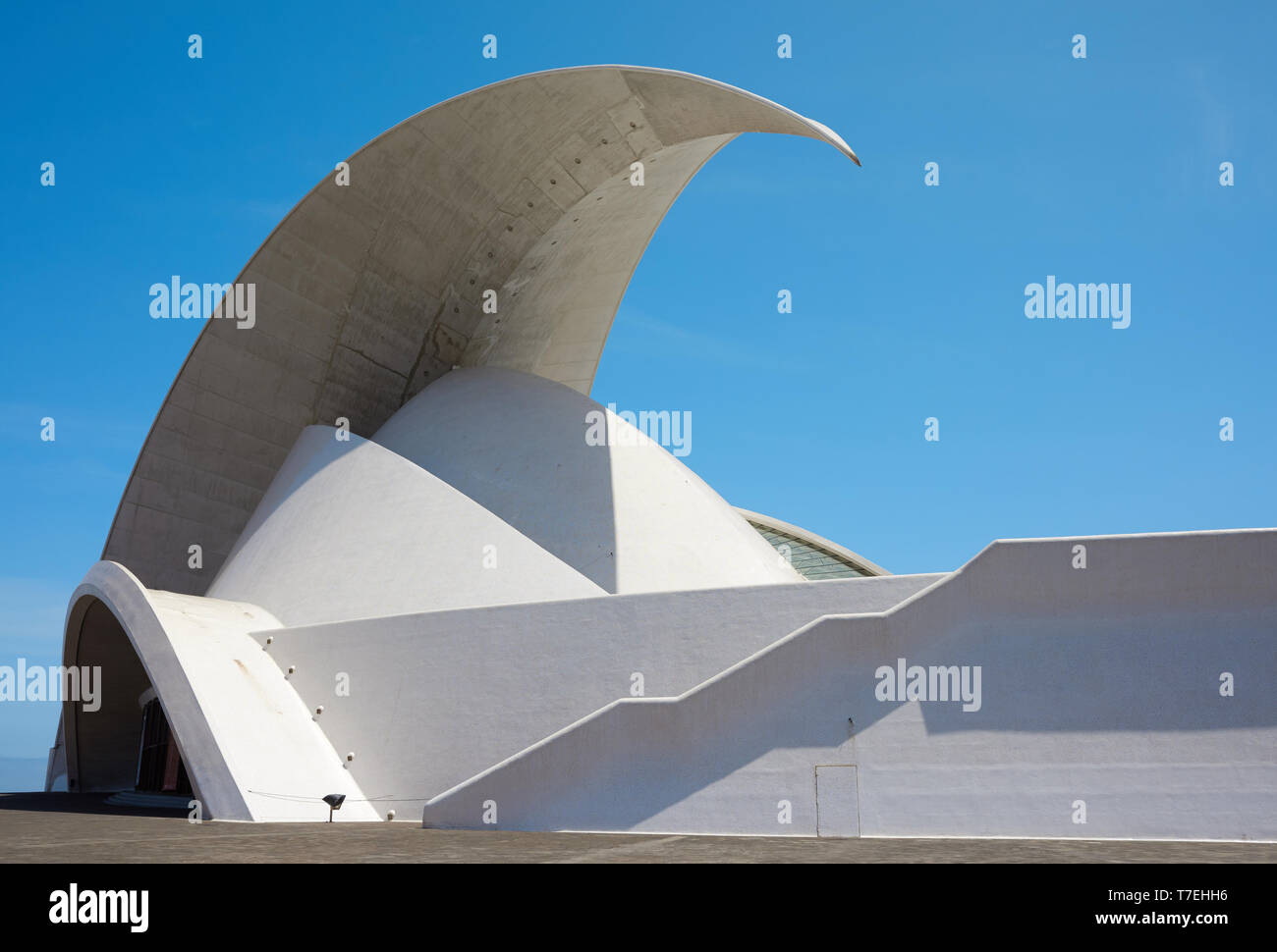 Auditorio de santiago calatrava hi-res stock photography and images - Alamy