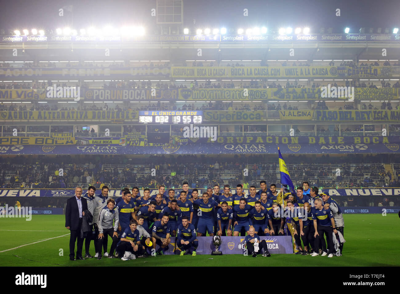 Team soccer boca juniors hi-res stock photography and images - Alamy
