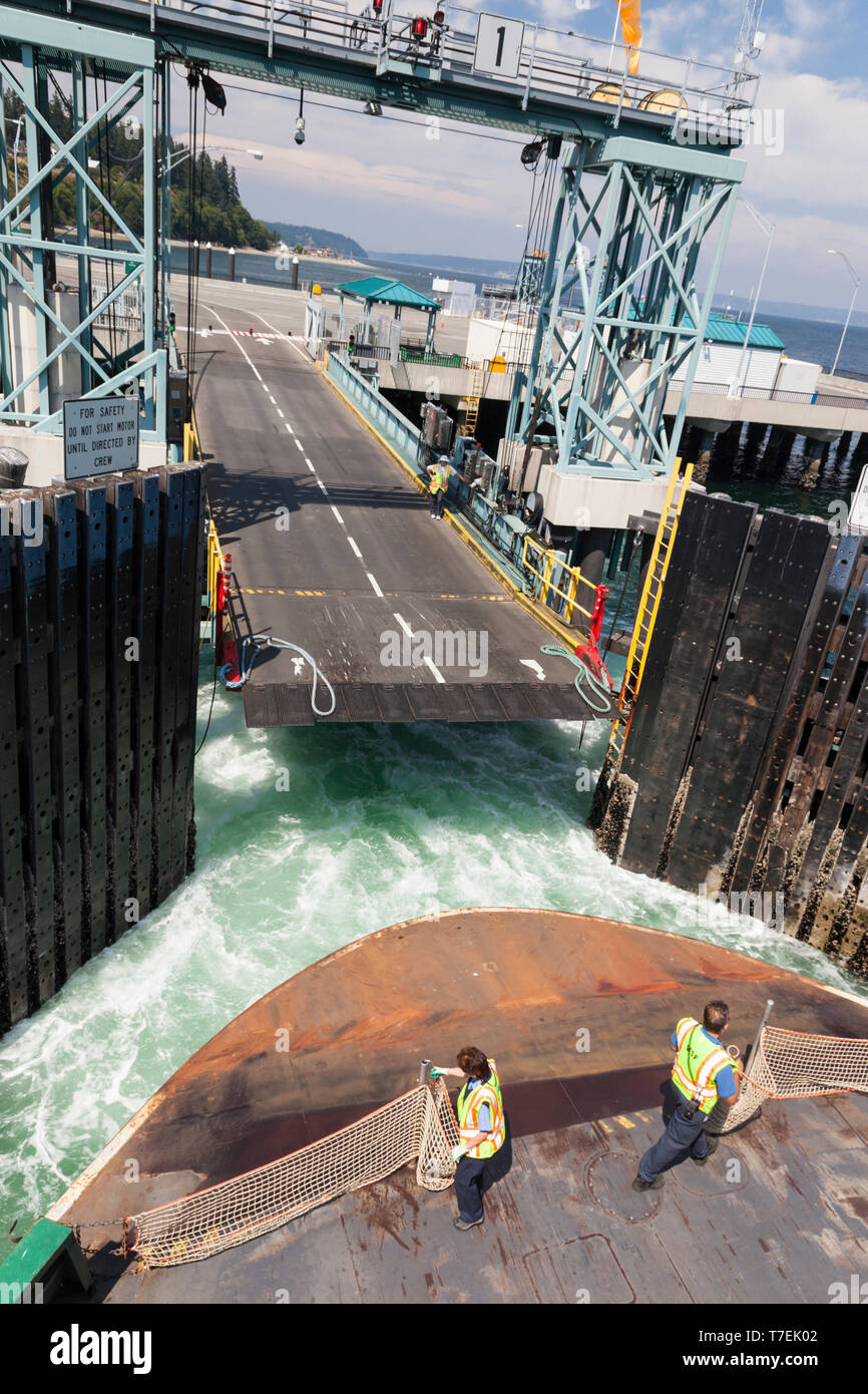 Washington State ferry Kittitas arriving at the dock in Clinton ...