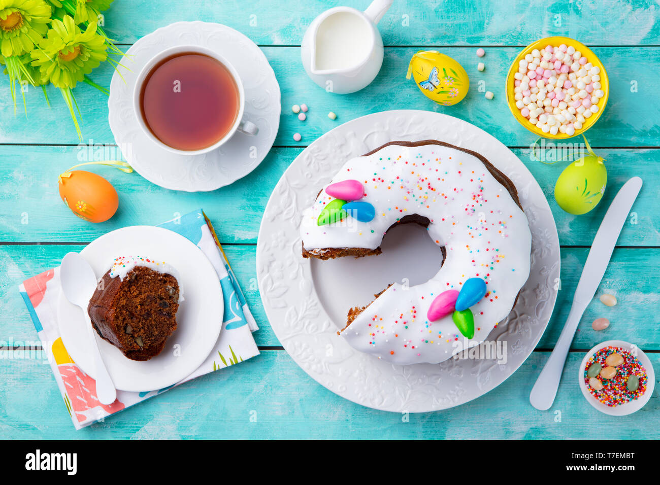 Blue background christianity hi-res stock photography and images - Alamy